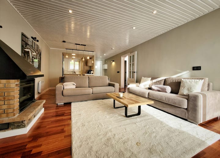 Apartamento 2 Acogedor De Lujo - Alp, Catalonia