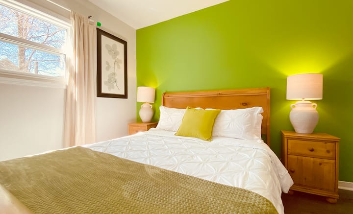 Kingstonstays | Happy Flat | Free Parking | Dwntwn - Kingston, Ontàrio, Canadà