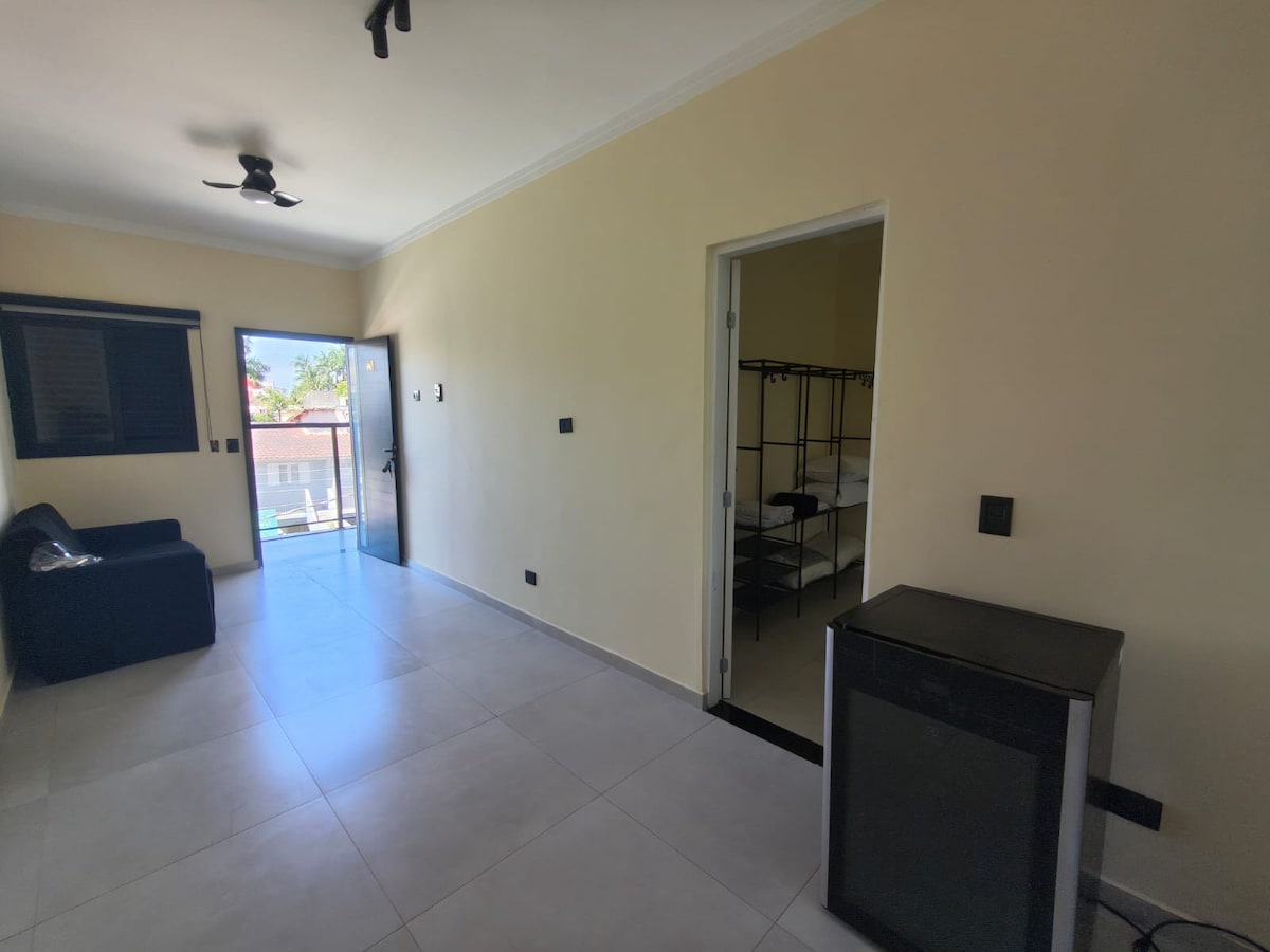 Studio situé près de la plage. - Appartements à louer à Guarujá, São ...