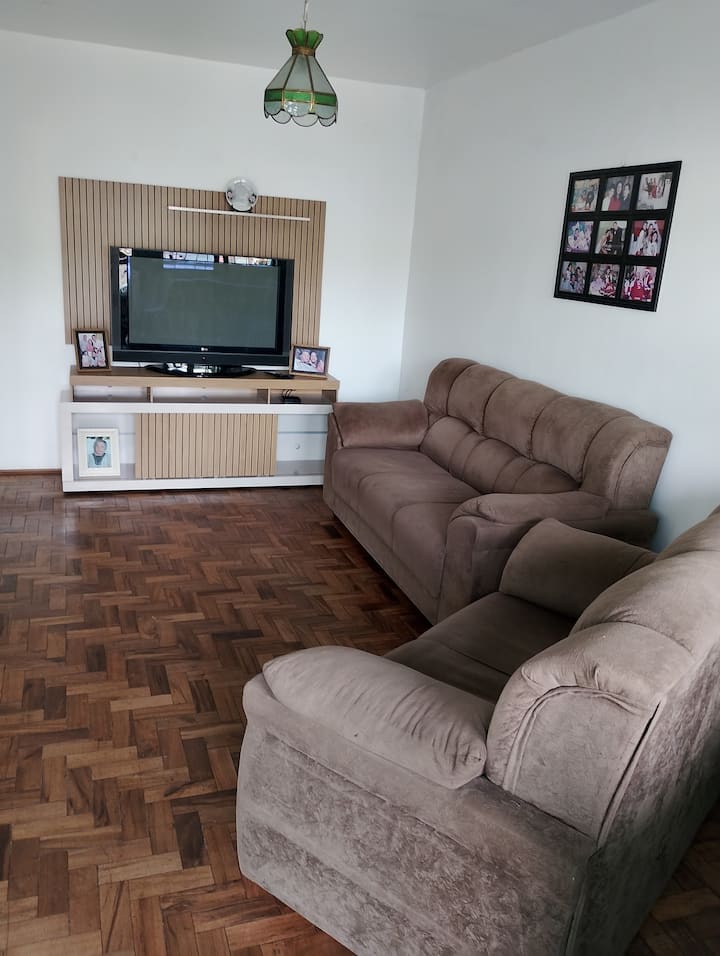 Casa Completa Com 2 Dormitórios - São Gabriel