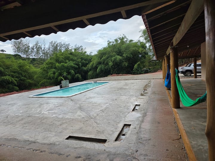 Chácara Ao Meio Da Natureza Vista Para A Mata - Lagoinha