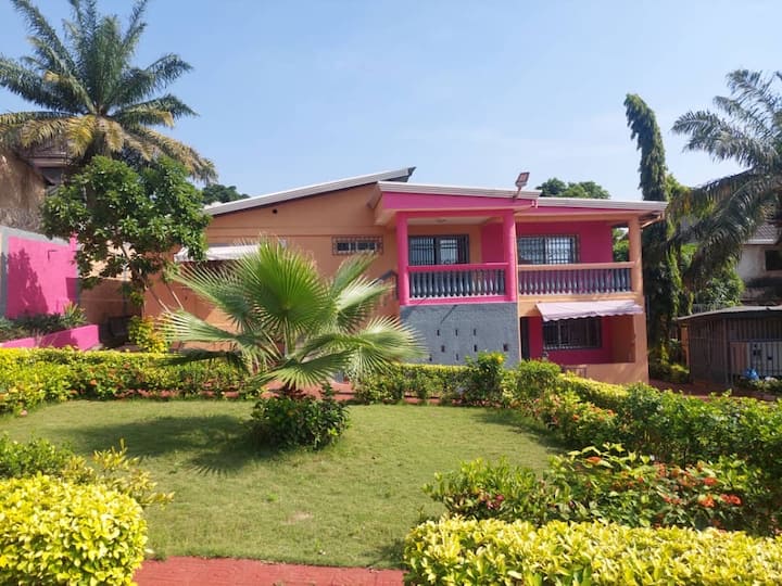 Villa Fatou Sow - Standard Room - First Floor - Conakry