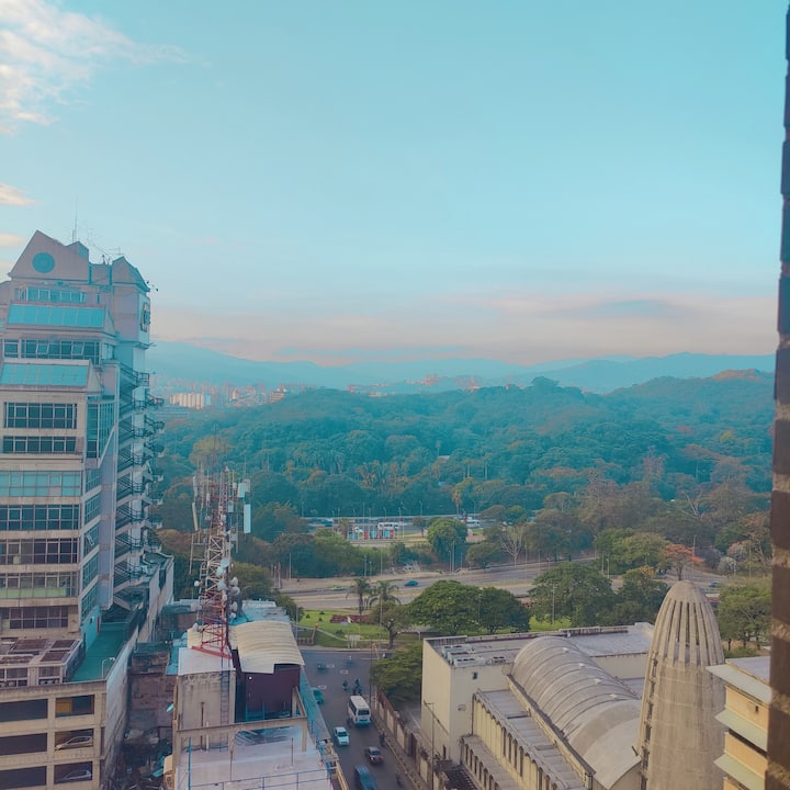 24/7 Utilities, 150 Mbps, 3 Bd 2 Bt, Good Location - Caracas