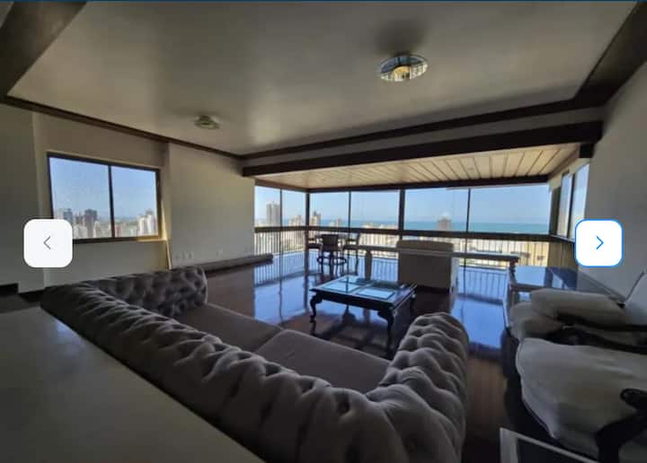 Apartamento Amplo Luxo Perto Circuito Carnaval - Rio Vermelho