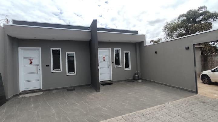 1-complete, Cosy Studio Apartment With Air Conditioning And Garage - Maringá