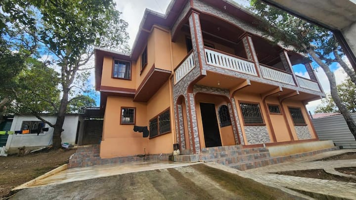Casa Residencial En Llanos Del Rocio - Honduras