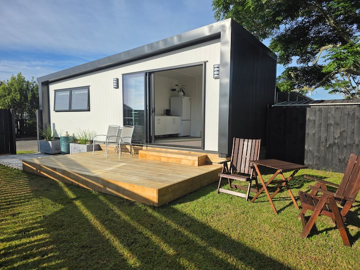 New Cabin In Haruru Falls, Bay Of Islands - Paihia