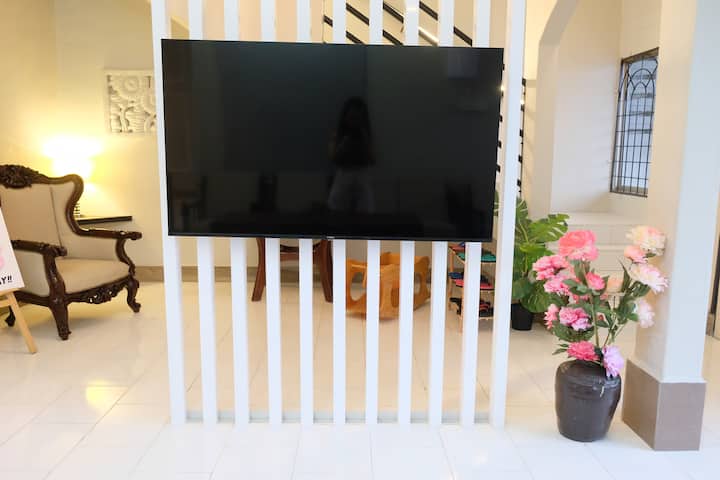 Little 8 Homestay (Tmn Titiwangsa, Kluang) 12 Ppl - Kluang