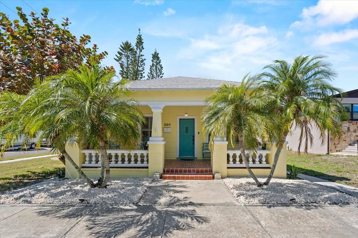 Steps To Sponge Docks | Swim Spa | Old Florida - Tarpon Springs, FL