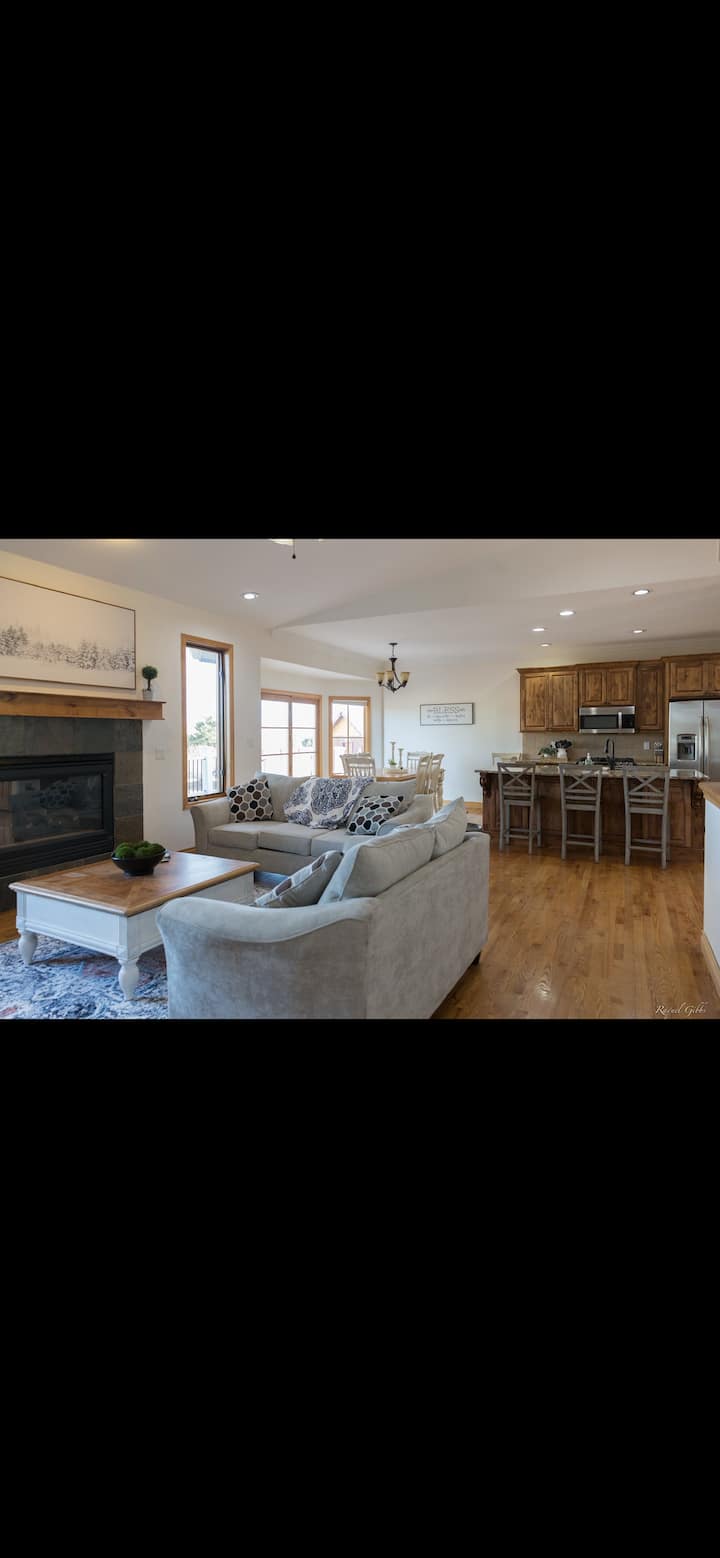 Private, Dog-friendly Oasis In Colorado Springs - Black Forest, CO