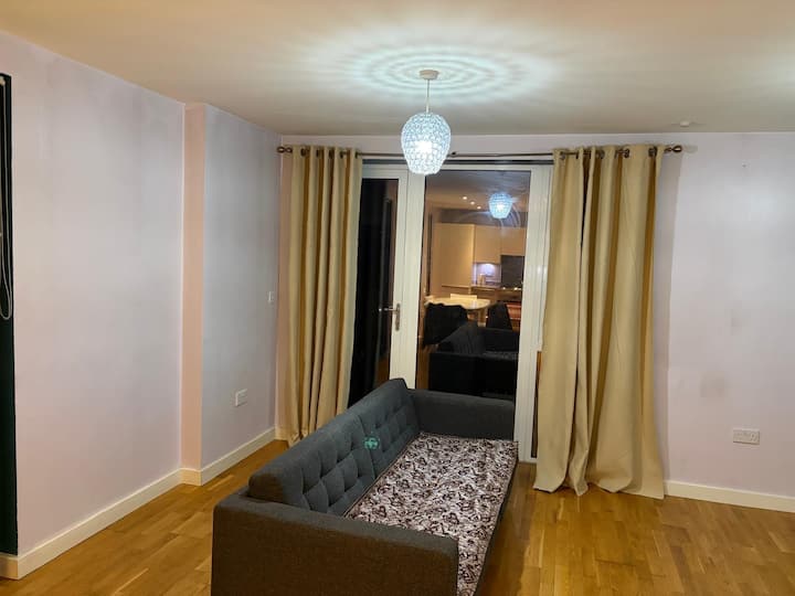 Modern 2br Flat | 2 Baths | Slough Central - Slough