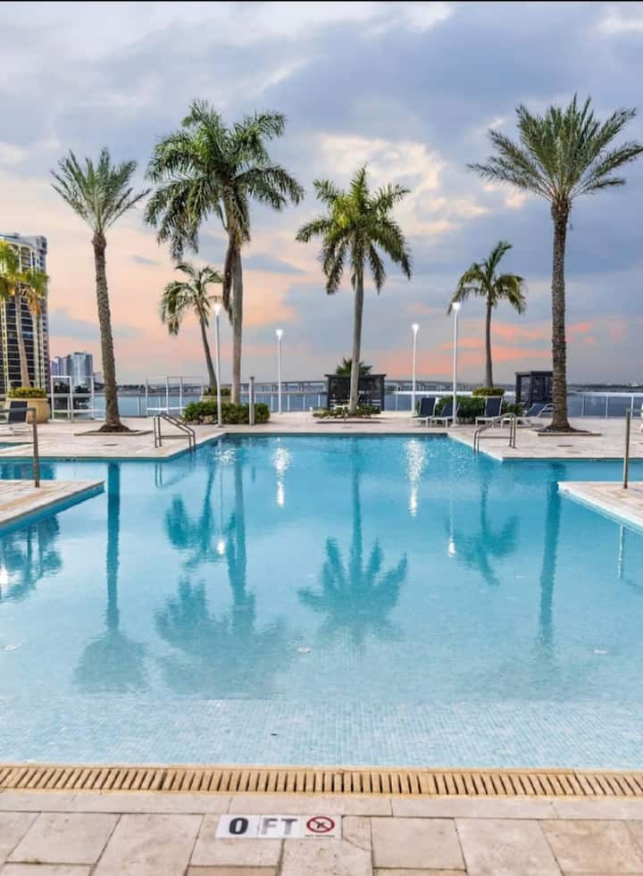 Luxury Apartment & View – Perfect For Your Stay - Fort Myers, FL