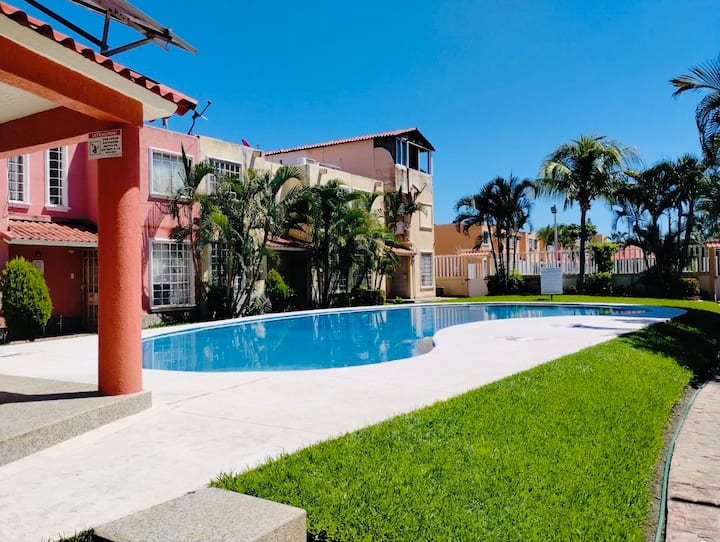 Casa De Descanso Con Alberca Y Terraza - Acapulco
