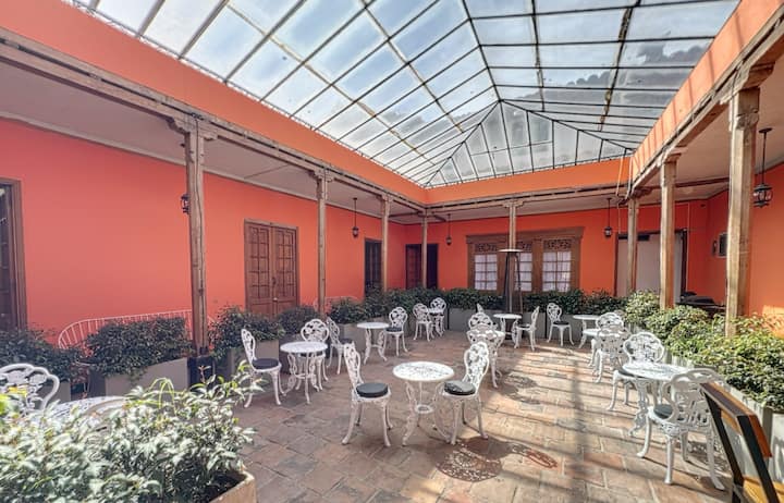 * New Luxury Hostal In La Candelaria* - Colombia