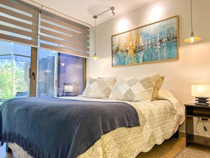 Depto. Estudio: Piscina Climatizada, Jardín Y Wifi - Pucón