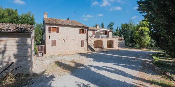 Casa Del Sole
Casale Immerso Nella Campagna - Fermo