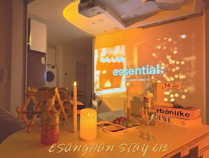 Stay613 L 와인이벤트+후기업ㅣ감성빔 Pjt(닌텐도80종)ㅣ수원시청역 5분 L 주차O - Suwon-si