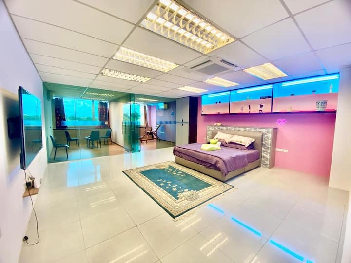 369 New Theme Home Stay Room 2 - Miri