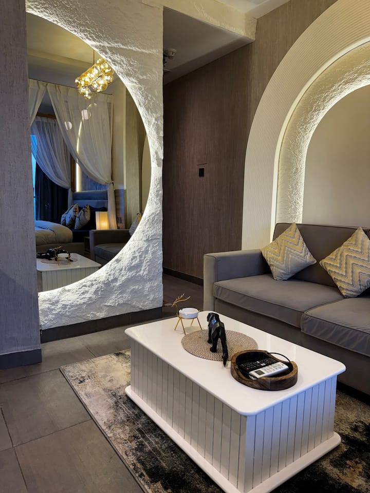 The White Cocoon La Bella Luxuria - Noida