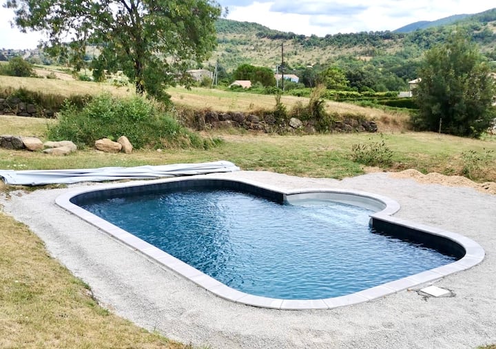 Gîte De La Fruitière : Piscine Et Vie Ardéchoise - Privas