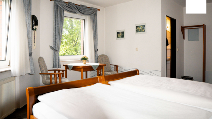 Apartment 2; Kleines Apartment Mit Eigenem Bad - Bad Rothenfelde