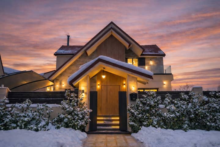 Villa De Luxe, Cuisinière Et Ftour Ramadan Inclus - Ifrane