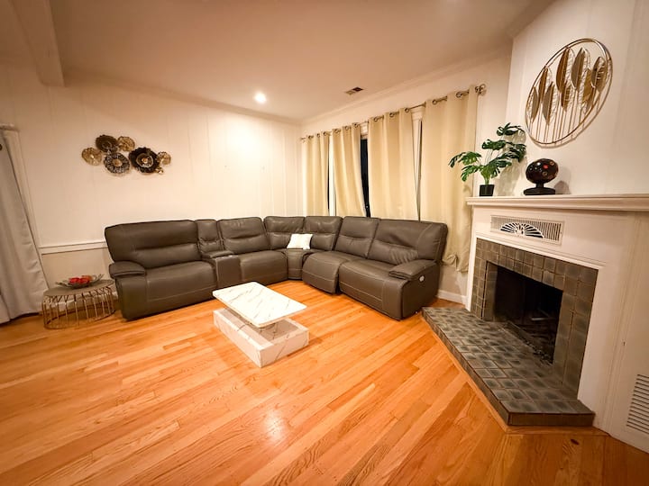 Los Altos Hills Estate: Near Stanford & Google - Mountain View, CA