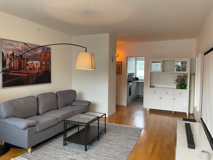 Central - Free Parking - Dedicated Workspace - Vaasa