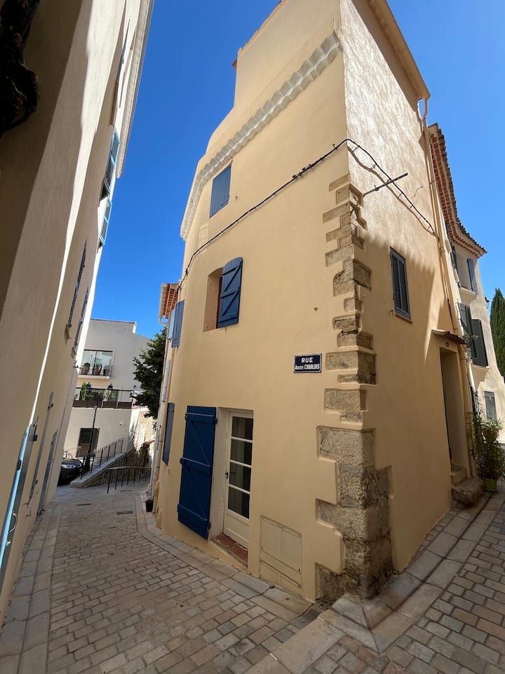 Evasion Charmante 
La Cadière-d’azur - La Cadière-d'Azur