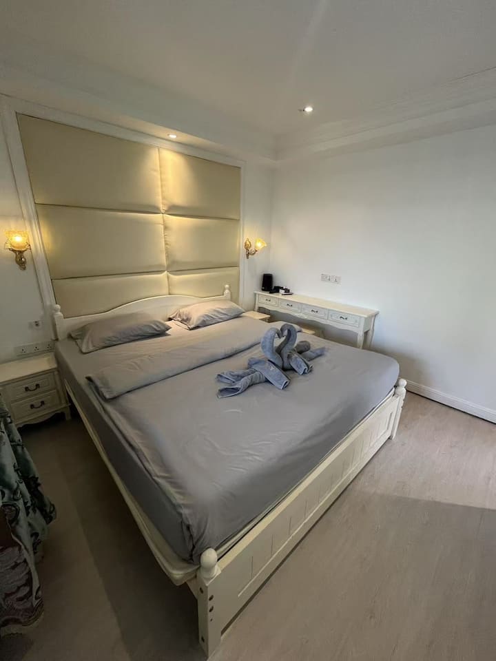 仙本那【Buddy House】潜侣小屋 1.8米大床房 独卫含早103 - Semporna