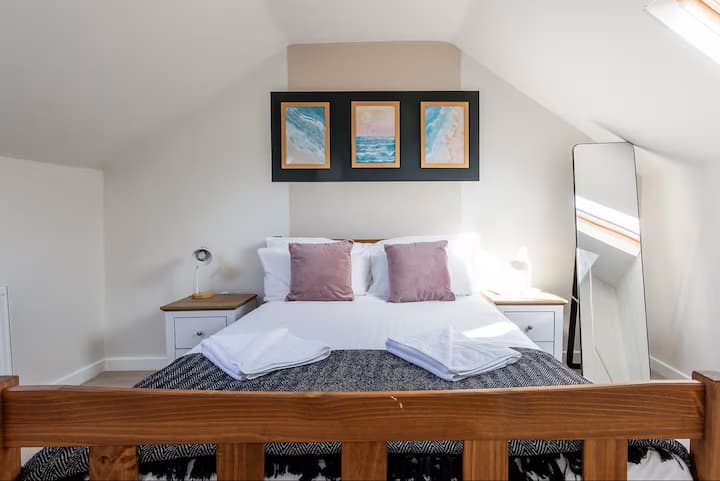 4-bedroom Spacious Home – Ideal For Long Stays - Sunderland