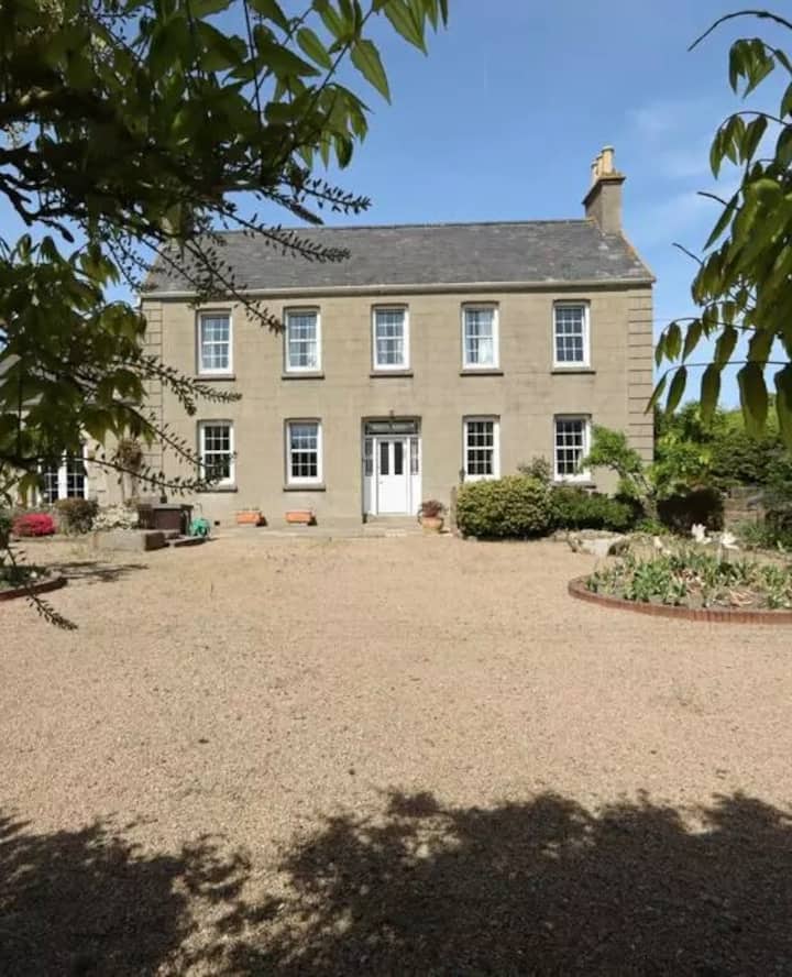 Rural Jersey Country Home Near Village Amenities - Jersey