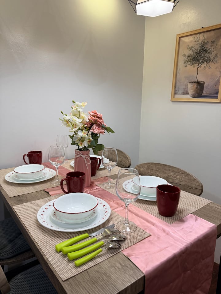 Theo Suite By Rama - Netflix | Hbo | Disney+ | Etc - Pasig