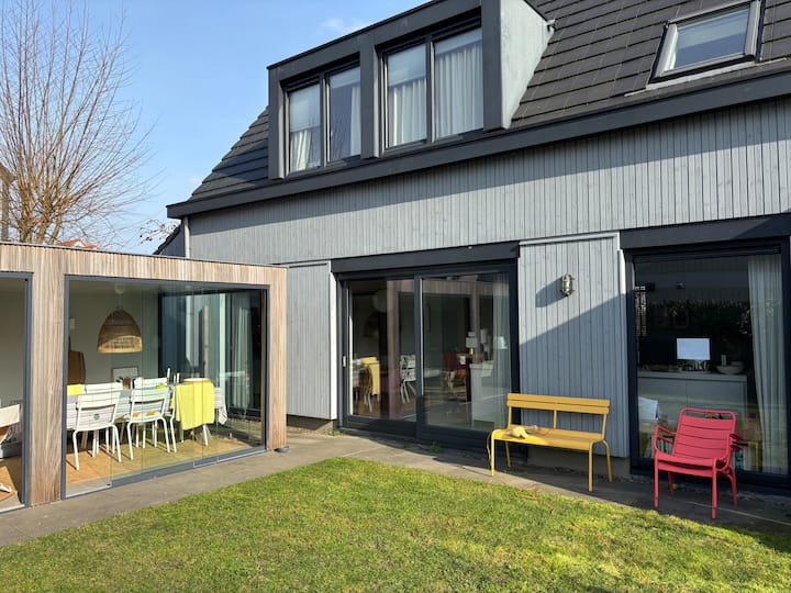 A Modern Detached Home Just Outside Amsterdam - Weesp