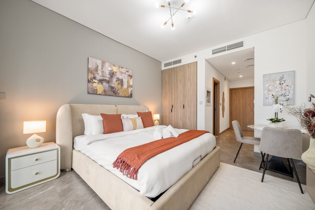 Stylish Studio | Panoramic Canal Views | Floor 26 - Flats for Rent in ...