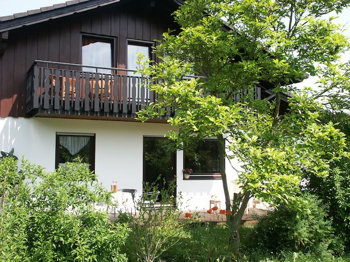 ÜPpige Natur Und Ein Angenehmes Ambiente - Edertal