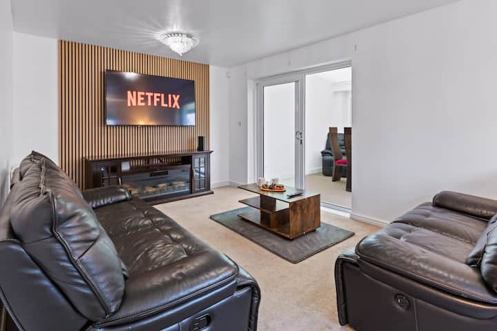 Ideal Budget Contractor Stay - 4b Home W En-suites - Warrington