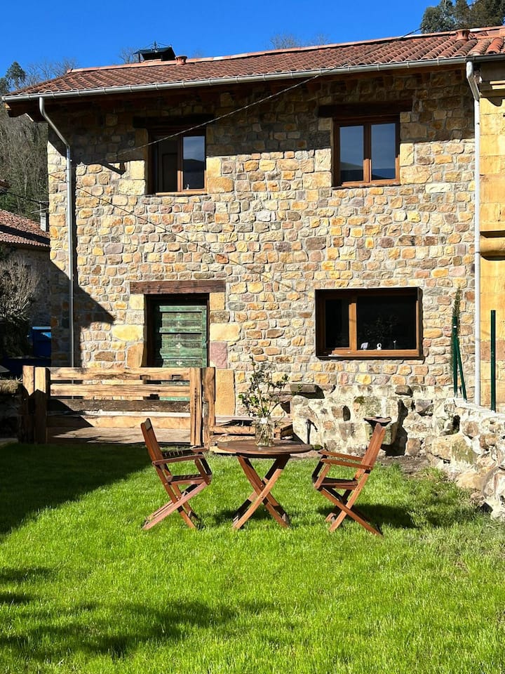 La Casa De Cabuérniga - Cabezón de la Sal