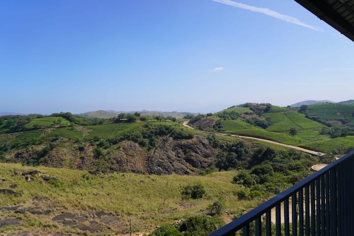 Once Upon A Hill - Cinnamon - Vagamon