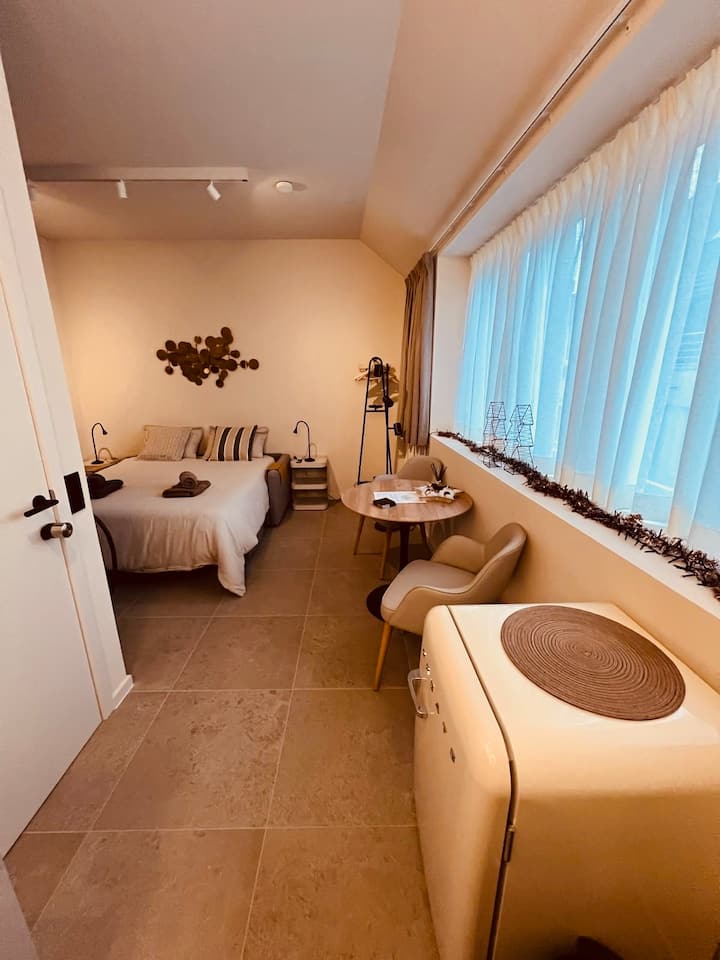 Christina's 1 Bed - Third Floor - Ostend