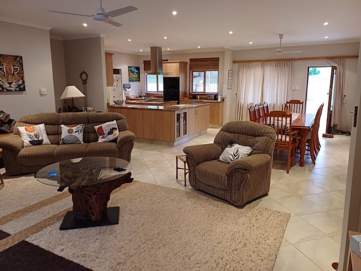 Escape To Bushveld Holiday Home - Winterton