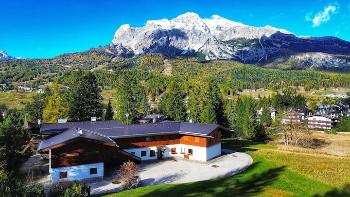 Panoramico Chalet Olimpico• Awesome View & Garage - Cortina d'Ampezzo