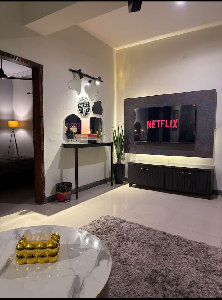 | The Downtown Loft | 1bhk Deluxe Suite | E-11 - Islamabad