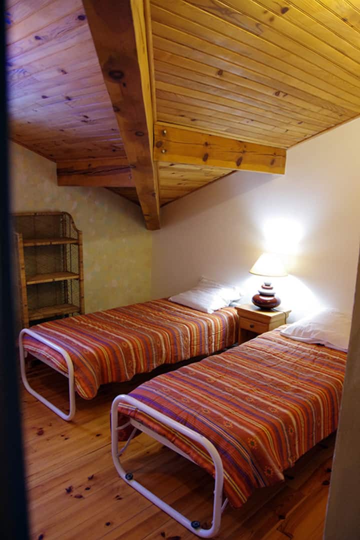 Chambre Soleil, Salle De Bain, Parking, Ski, Rando - Saillagouse