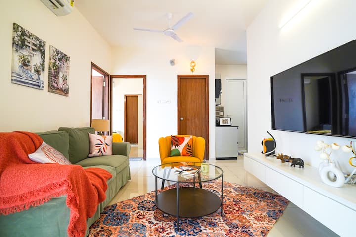Palette & Pillows | Artistic 2bhk | All Amenities - Goa