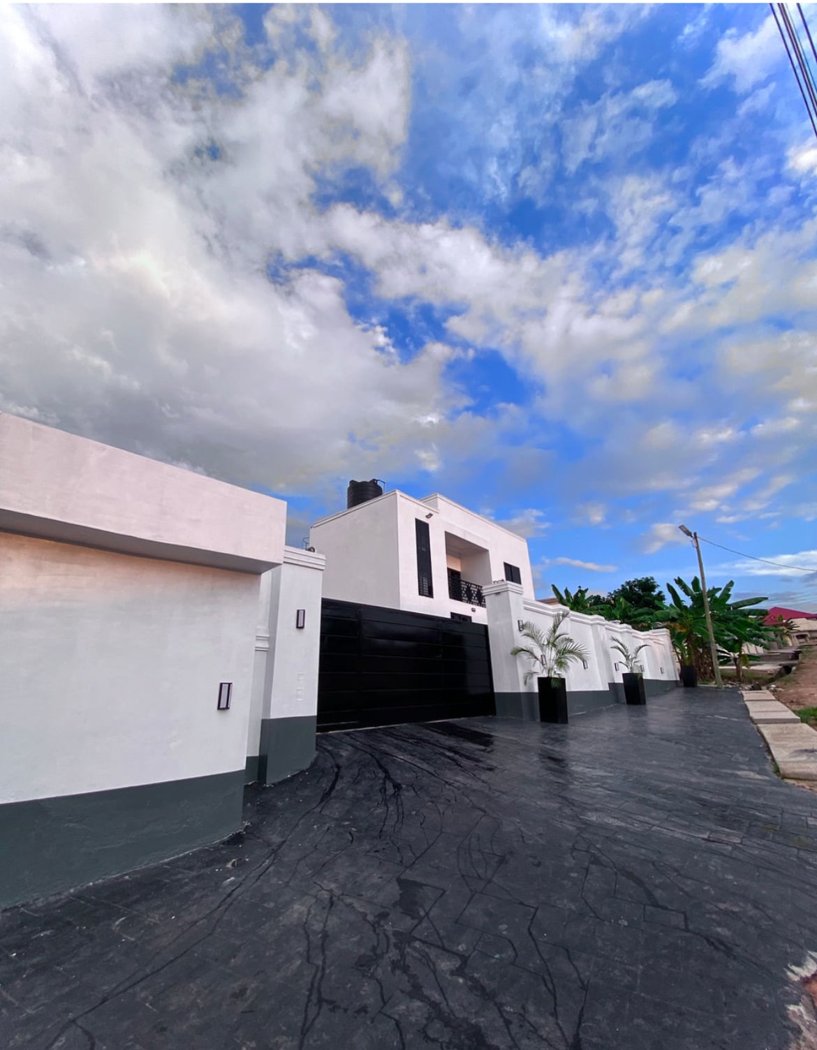 Lugard homes 2 bedroom No.5 with Starlink - Flats for Rent in Kumasi ...