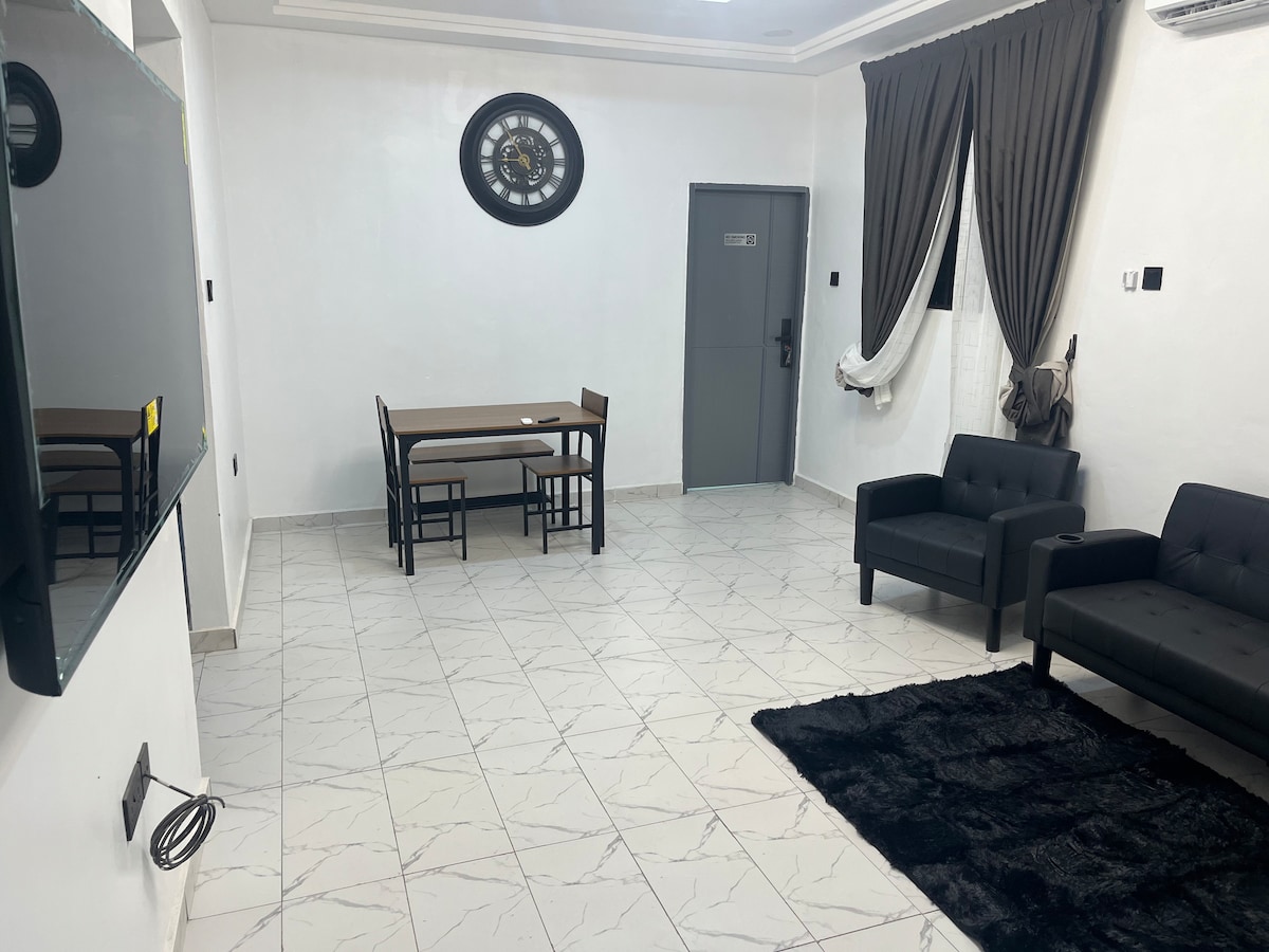 Lugard homes 2 bedroom No.5 with Starlink - Flats for Rent in Kumasi ...