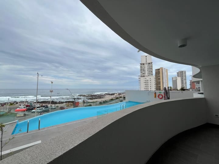 Departamento Con Vista Al Mar Y Estacionamiento - Iquique
