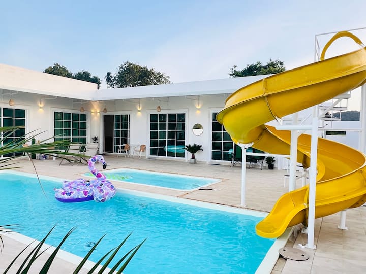 The Sunset Pajo Pool Villa Yala - Thailand