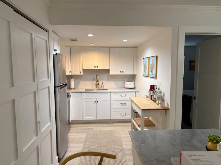 Perfect Old Naples Downtown Condo - Naples, FL